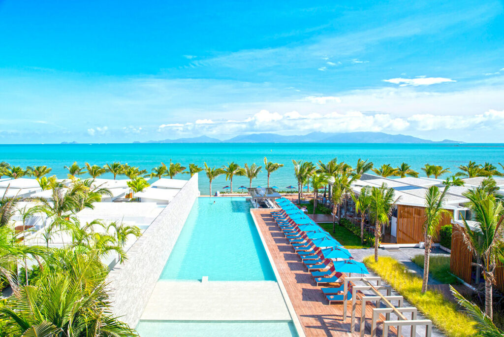 Swim-Up Hotel Pool Bars around Southern Thailand